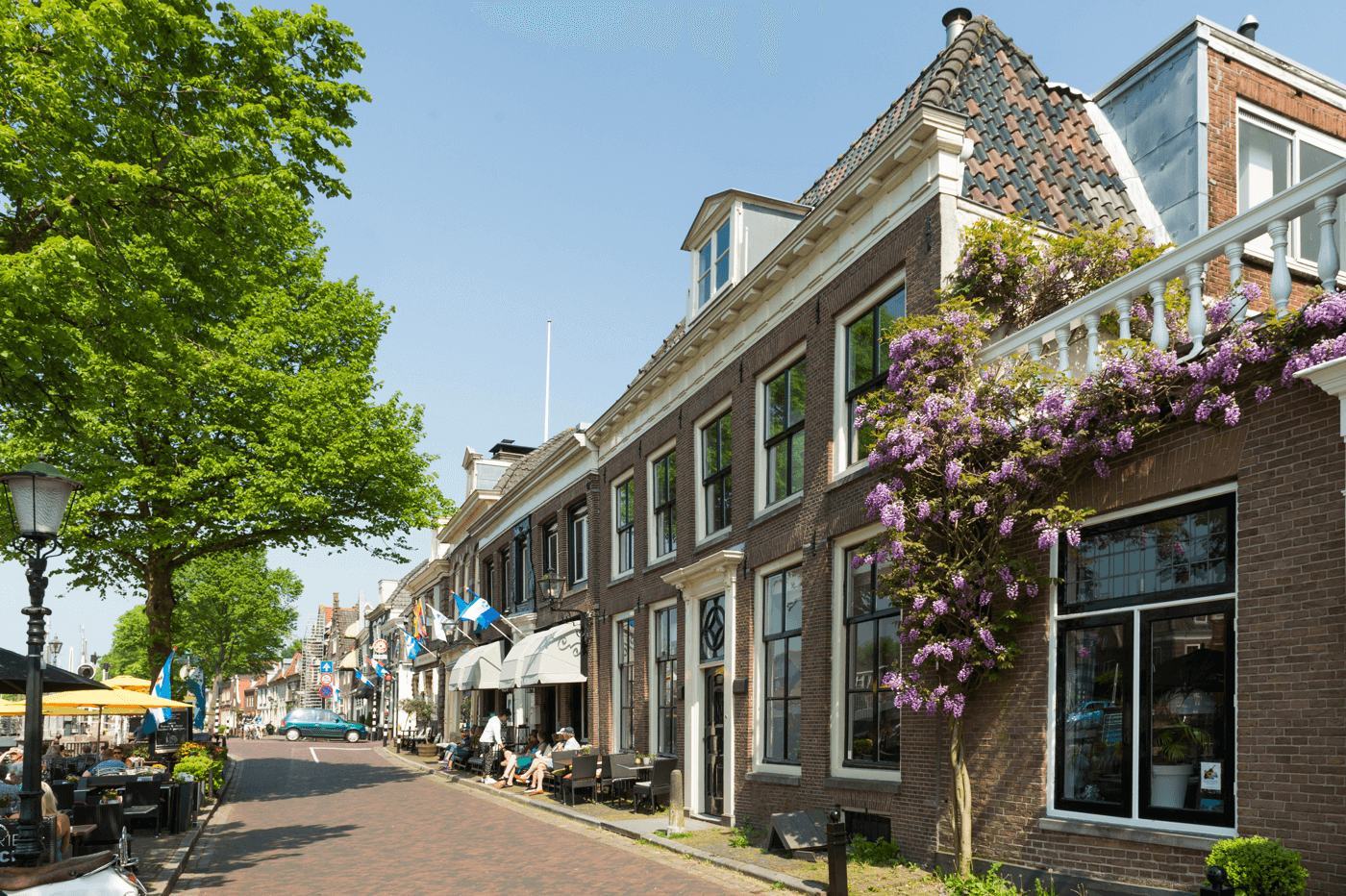 De werf bij de sluis in muiden